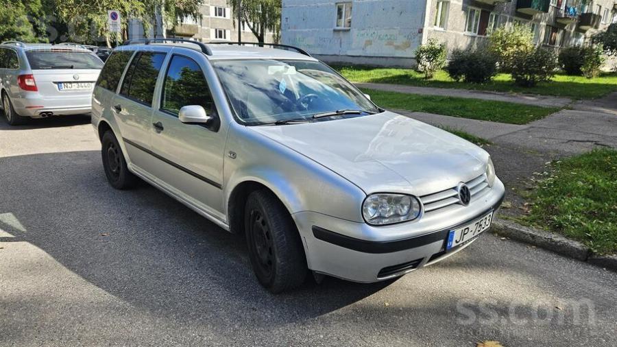 Pelēks Volkswagen Golf 2001 Daugavpils, ar dzinēja tilpumu 1.90 L un nobraukumu 497 tūkst. km par 850 €, foto 3 vietnē AUTOMOTO.COM.LV