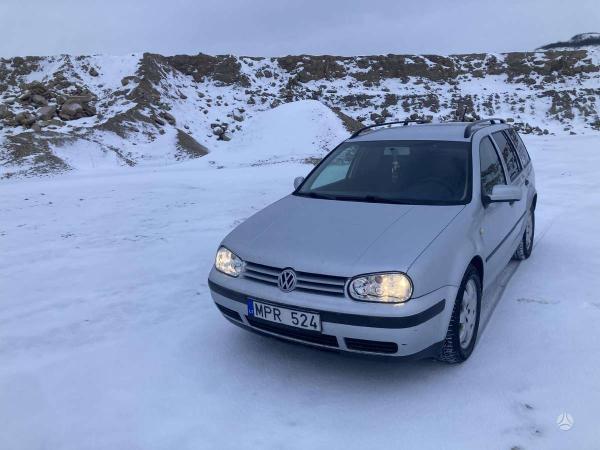Pelēks Volkswagen Golf 2002 Pakruojis, ar dzinēja tilpumu 1.90 L un nobraukumu 298 tūkst. km par 2200 €, foto 2 vietnē AUTOMOTO.COM.LV