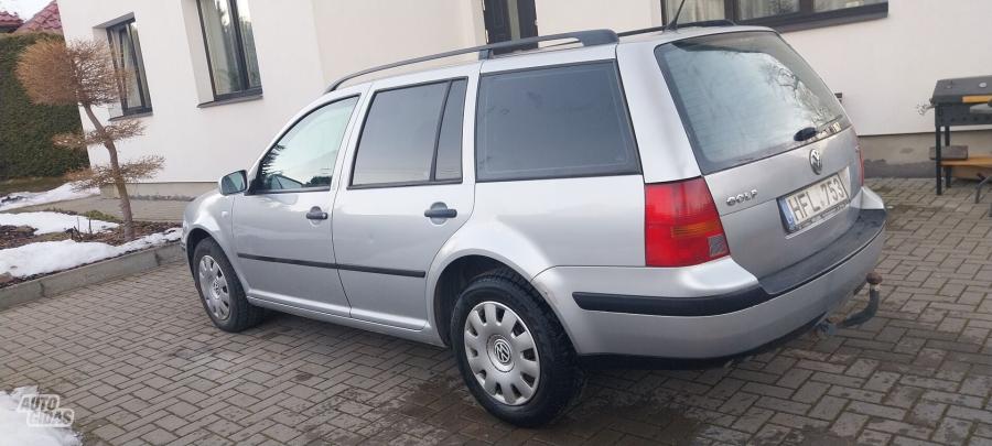 Pelēks Volkswagen Golf 2002 Viļņa, ar dzinēja tilpumu 1.90 L un nobraukumu 321 tūkst. km par 1150 €, foto 5 vietnē AUTOMOTO.COM.LV