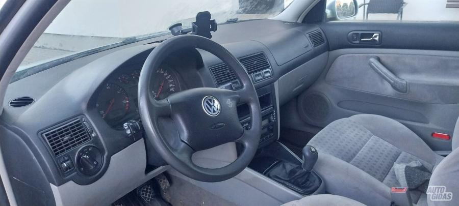 Pelēks Volkswagen Golf 2002 Viļņa, ar dzinēja tilpumu 1.90 L un nobraukumu 321 tūkst. km par 1150 €, foto 8 vietnē AUTOMOTO.COM.LV