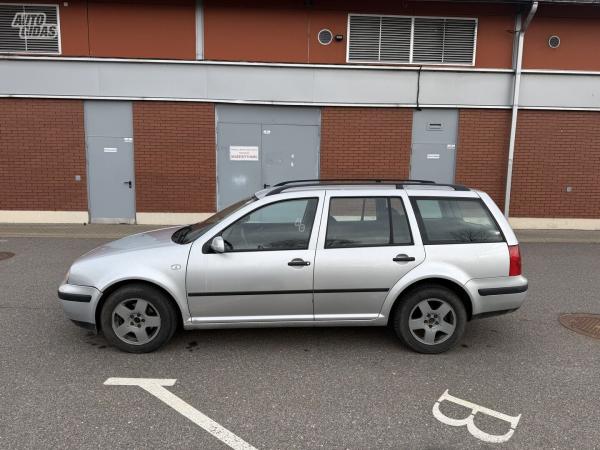 Pelēks Volkswagen Golf 2002 Viļņa, ar dzinēja tilpumu 1.90 L un nobraukumu 273 tūkst. km par 1250 €, foto 7 vietnē AUTOMOTO.COM.LV