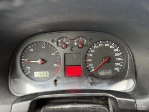 Серый Фольксваген Гольф 2002 в Вильнюс, объемом двигателя 1.90 л и пробегом 273 тыс. км за 1250 €, фото 18 на AUTOMOTO.COM.LV