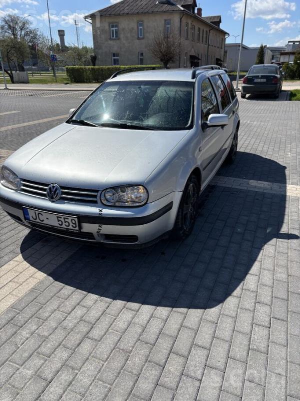 Pelēks Volkswagen Golf 2002 Valmiera, ar dzinēja tilpumu 1.90 L un nobraukumu 295 tūkst. km par 1300 €, foto 1 vietnē AUTOMOTO.COM.LV
