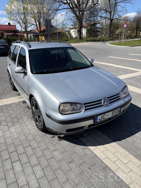 Pelēks Volkswagen Golf 2002 Valmiera, ar dzinēja tilpumu 1.90 L un nobraukumu 295 tūkst. km par 1300 €, foto 2 vietnē AUTOMOTO.COM.LV