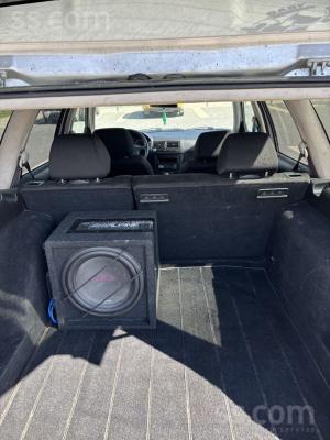 Pelēks Volkswagen Golf 2002 Valmiera, ar dzinēja tilpumu 1.90 L un nobraukumu 295 tūkst. km par 1300 €, foto 6 vietnē AUTOMOTO.COM.LV