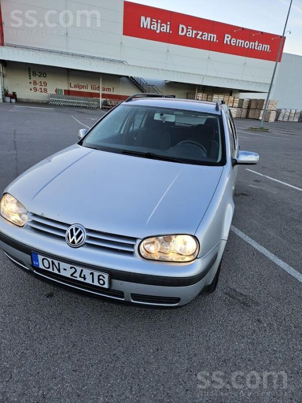 Pelēks Volkswagen Golf 2002 Valmiera, ar dzinēja tilpumu 1.90 L un nobraukumu 413 tūkst. km par 1150 €, foto 2 vietnē AUTOMOTO.COM.LV