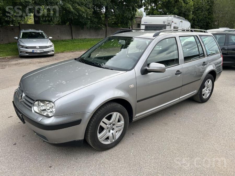 Pelēks Volkswagen Golf 2002 Limbaži, ar dzinēja tilpumu 1.60 L un nobraukumu 218 tūkst. km par 2850 €, foto 1 vietnē AUTOMOTO.COM.LV