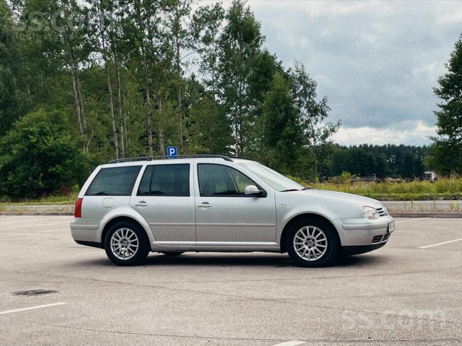 Grey Volkswagen Golf 2002 in Daugavpils, with an engine capacity of 1.90 L and mileage of 0 thousand km for 2250 €, photo 3 on AUTOMOTO.COM.LV