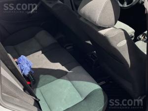 Grey Volkswagen Golf 2002 in Daugavpils, with an engine capacity of 1.90 L and mileage of 0 thousand km for 2250 €, photo 8 on AUTOMOTO.COM.LV
