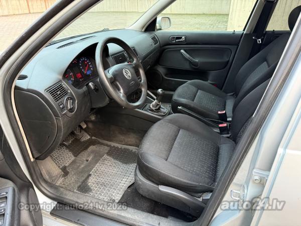 Pelēks Volkswagen Golf 2002 Rakvere, ar dzinēja tilpumu 1.40 L un nobraukumu 267 tūkst. km par 950 €, foto 5 vietnē AUTOMOTO.COM.LV