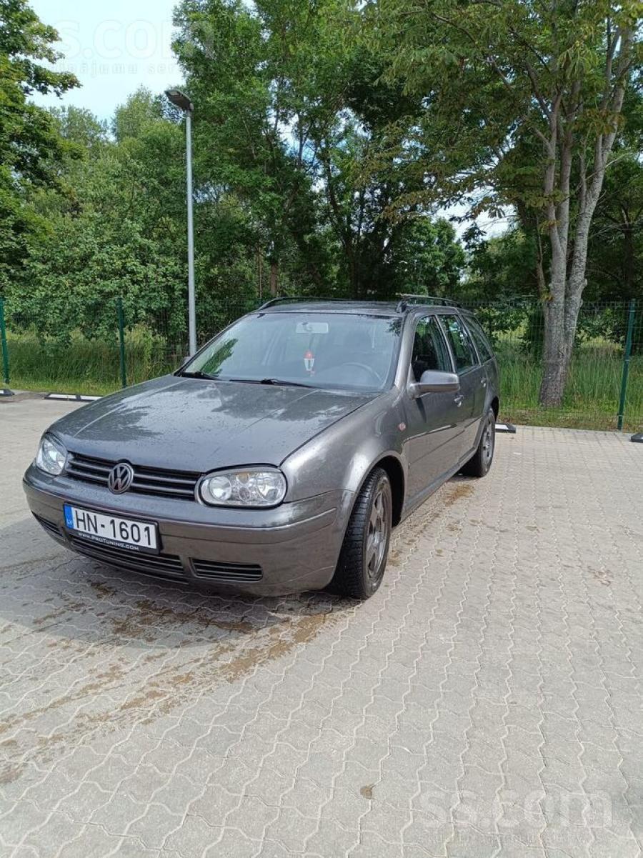 Grey Volkswagen Golf 2002 in Talsi, with an engine capacity of 1.90 L and mileage of 425 thousand km for 1550 €, photo 1 on AUTOMOTO.COM.LV