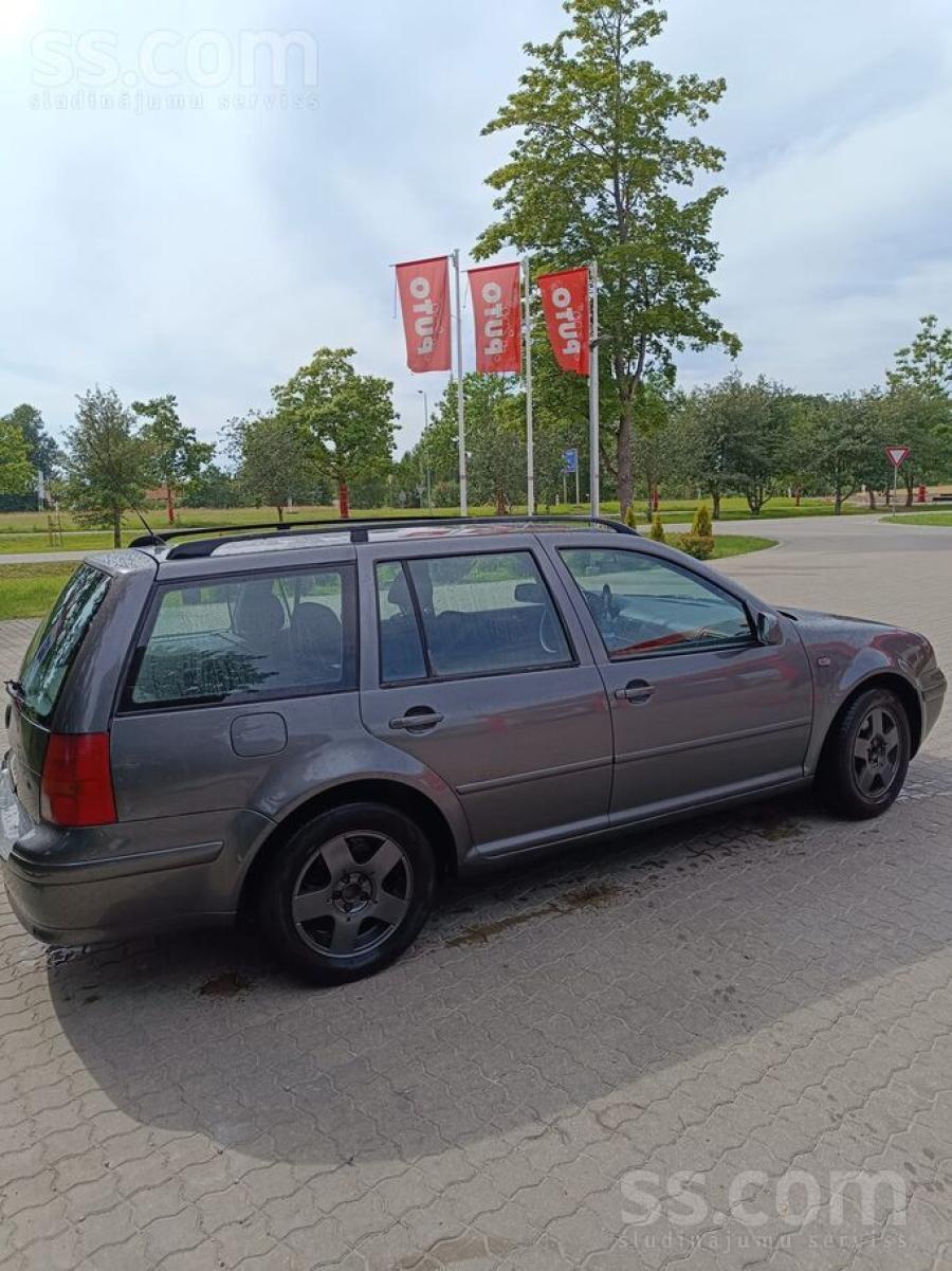 Grey Volkswagen Golf 2002 in Talsi, with an engine capacity of 1.90 L and mileage of 425 thousand km for 1550 €, photo 5 on AUTOMOTO.COM.LV