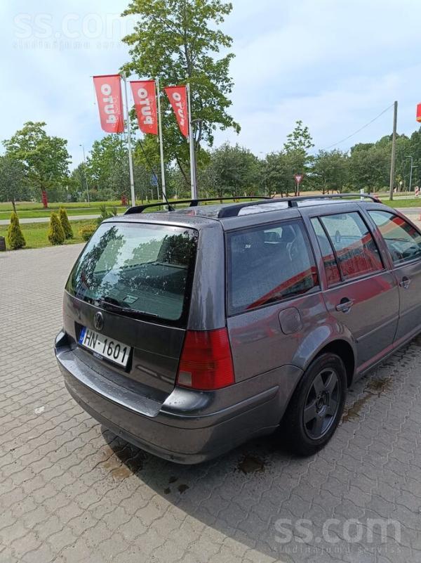 Grey Volkswagen Golf 2002 in Talsi, with an engine capacity of 1.90 L and mileage of 425 thousand km for 1550 €, photo 5 on AUTOMOTO.COM.LV