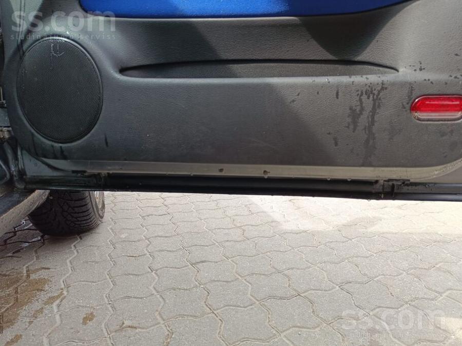 Grey Volkswagen Golf 2002 in Talsi, with an engine capacity of 1.90 L and mileage of 425 thousand km for 1550 €, photo 18 on AUTOMOTO.COM.LV