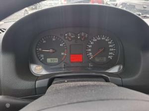 Pelēks Volkswagen Golf 2002 Utena, ar dzinēja tilpumu 1.90 L un nobraukumu 240 tūkst. km par 1700 €, foto 10 vietnē AUTOMOTO.COM.LV
