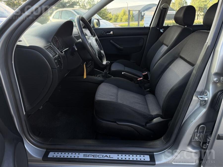 Pelēks Volkswagen Golf 2002 Ogre, ar dzinēja tilpumu 1.90 L un nobraukumu 0 tūkst. km par 2850 €, foto 12 vietnē AUTOMOTO.COM.LV