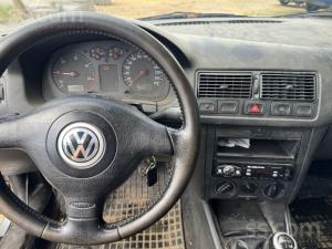 Pelēks Volkswagen Golf 2002 Balvi, ar dzinēja tilpumu 1.90 L un nobraukumu 383 tūkst. km par 650 €, foto 4 vietnē AUTOMOTO.COM.LV