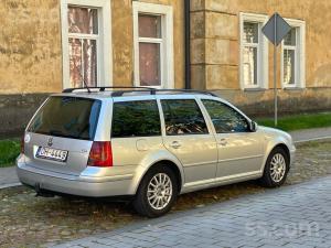 Pelēks Volkswagen Golf 2002 Daugavpils, ar dzinēja tilpumu 1.90 L un nobraukumu 0 tūkst. km par 2150 €, foto 4 vietnē AUTOMOTO.COM.LV