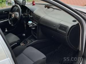 Pelēks Volkswagen Golf 2002 Daugavpils, ar dzinēja tilpumu 1.90 L un nobraukumu 0 tūkst. km par 2150 €, foto 6 vietnē AUTOMOTO.COM.LV