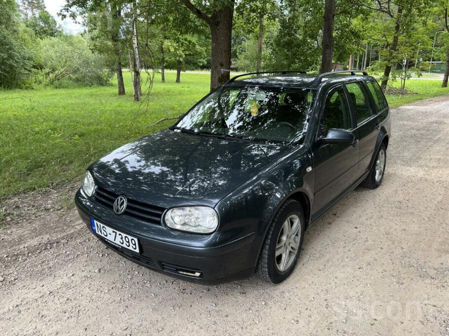 Grey Volkswagen Golf 2003 in Jelgava, with an engine capacity of 1.90 L and mileage of 358 thousand km for 1650 €, photo 1 on AUTOMOTO.COM.LV