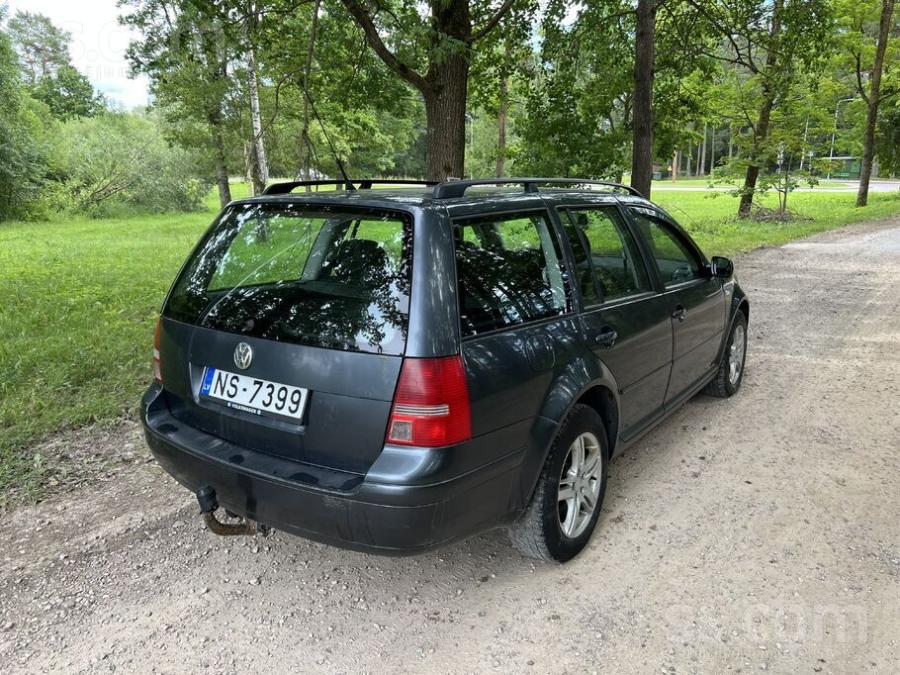 Grey Volkswagen Golf 2003 in Jelgava, with an engine capacity of 1.90 L and mileage of 358 thousand km for 1650 €, photo 3 on AUTOMOTO.COM.LV