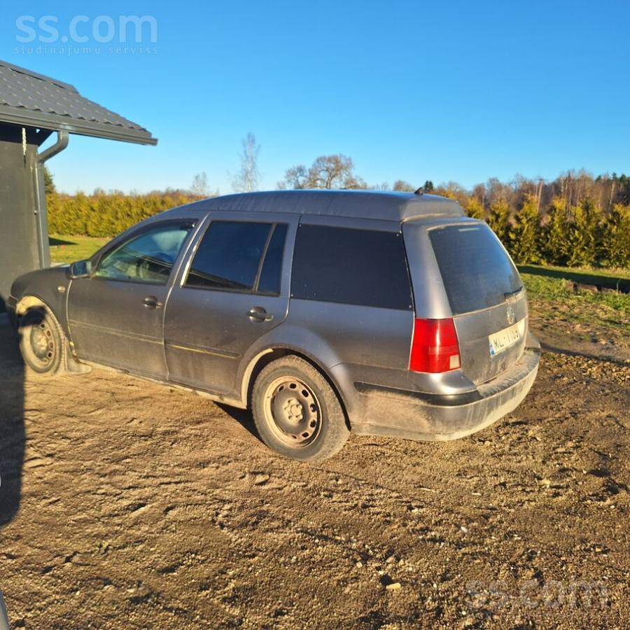 Grey Volkswagen Golf 2003 in Valmiera, with an engine capacity of 1.90 L and mileage of 459 thousand km for 500 €, photo 1 on AUTOMOTO.COM.LV