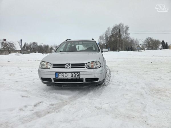 Pelēks Volkswagen Golf 2003 Zarasai, ar dzinēja tilpumu 1.90 L un nobraukumu 250 tūkst. km par 1500 €, foto 1 vietnē AUTOMOTO.COM.LV