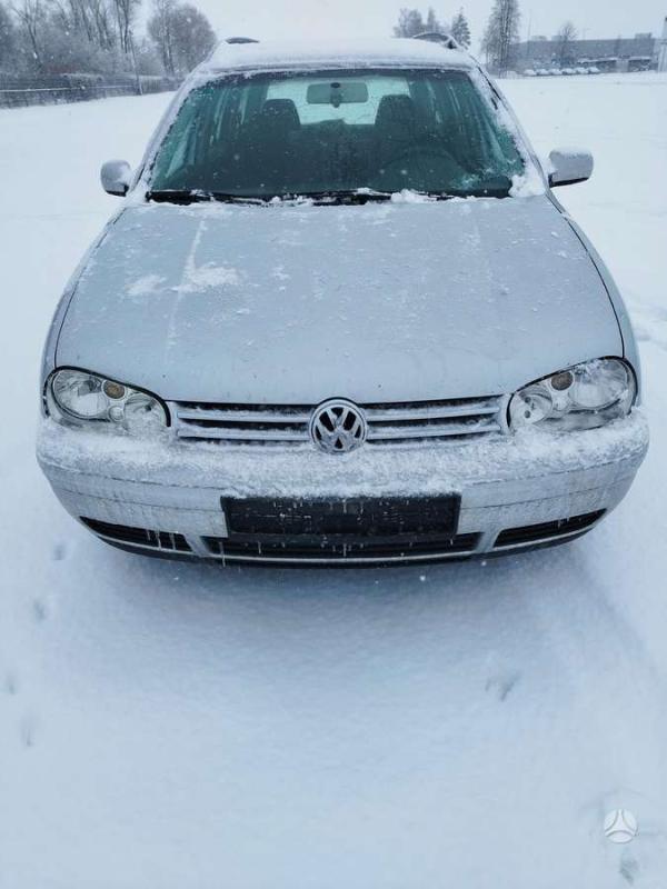 Pelēks Volkswagen Golf 2003 Marijampole, ar dzinēja tilpumu 1.90 L un nobraukumu 273 tūkst. km par 1300 €, foto 5 vietnē AUTOMOTO.COM.LV