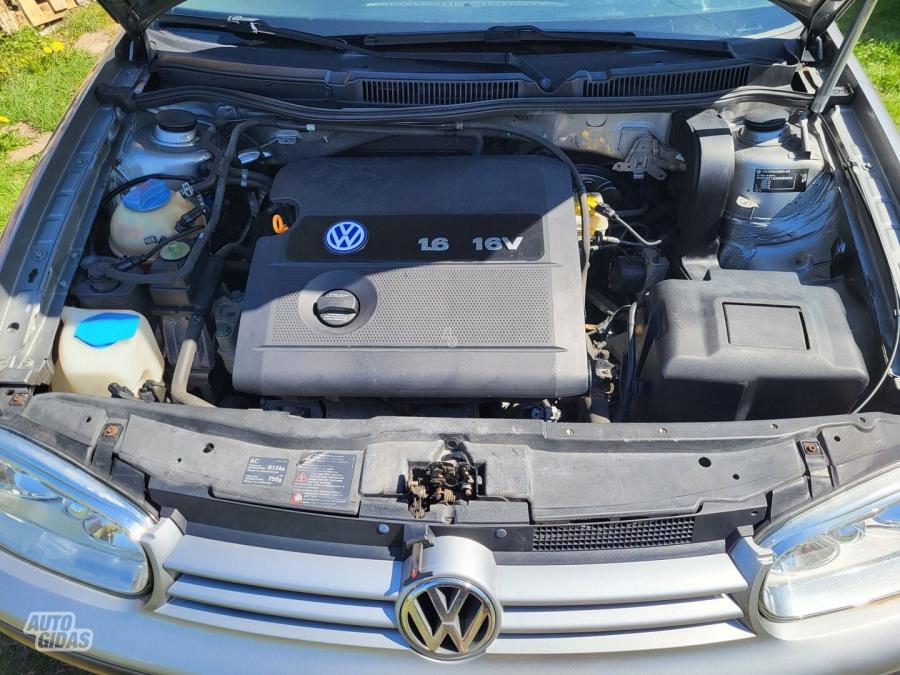 Grey Volkswagen Golf 2003 in Vilkaviskis, with an engine capacity of 1.60 L and mileage of 157 thousand km for 1100 €, photo 13 on AUTOMOTO.COM.LV