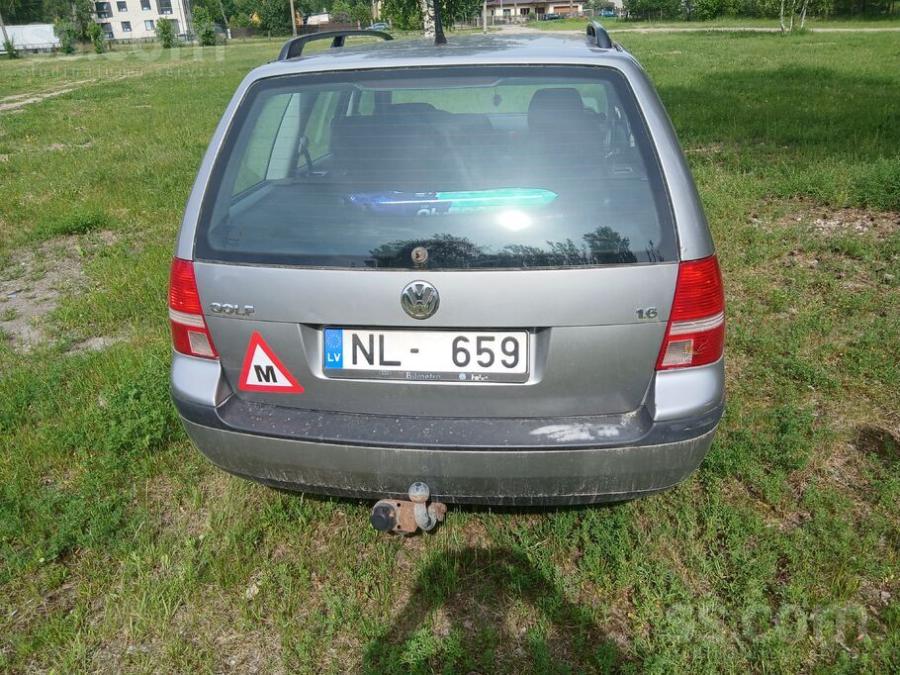 Pelēks Volkswagen Golf 2003 Rīga, ar dzinēja tilpumu 1.60 L un nobraukumu 256 tūkst. km par 1200 €, foto 11 vietnē AUTOMOTO.COM.LV