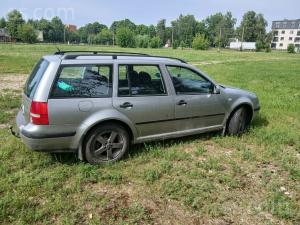 Pelēks Volkswagen Golf 2003 Rīga, ar dzinēja tilpumu 1.60 L un nobraukumu 256 tūkst. km par 1200 €, foto 12 vietnē AUTOMOTO.COM.LV