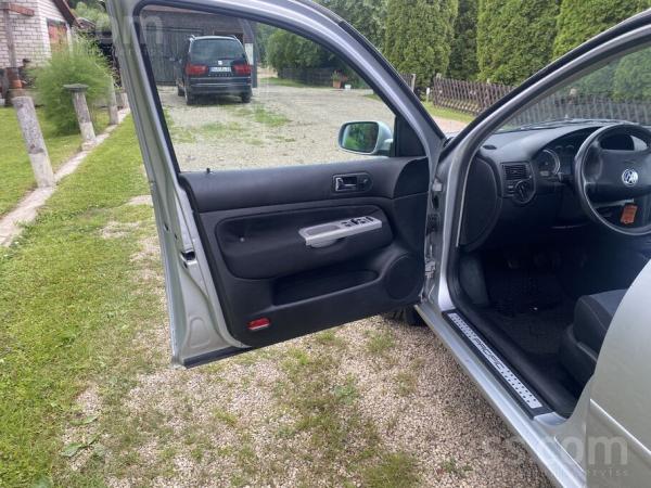Pelēks Volkswagen Golf 2003 Ludza, ar dzinēja tilpumu 1.90 L un nobraukumu 0 tūkst. km par 2350 €, foto 10 vietnē AUTOMOTO.COM.LV