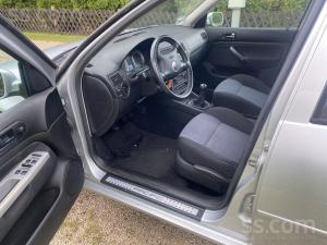 Pelēks Volkswagen Golf 2003 Ludza, ar dzinēja tilpumu 1.90 L un nobraukumu 0 tūkst. km par 2350 €, foto 12 vietnē AUTOMOTO.COM.LV