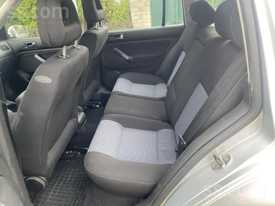 Pelēks Volkswagen Golf 2003 Ludza, ar dzinēja tilpumu 1.90 L un nobraukumu 0 tūkst. km par 2350 €, foto 15 vietnē AUTOMOTO.COM.LV