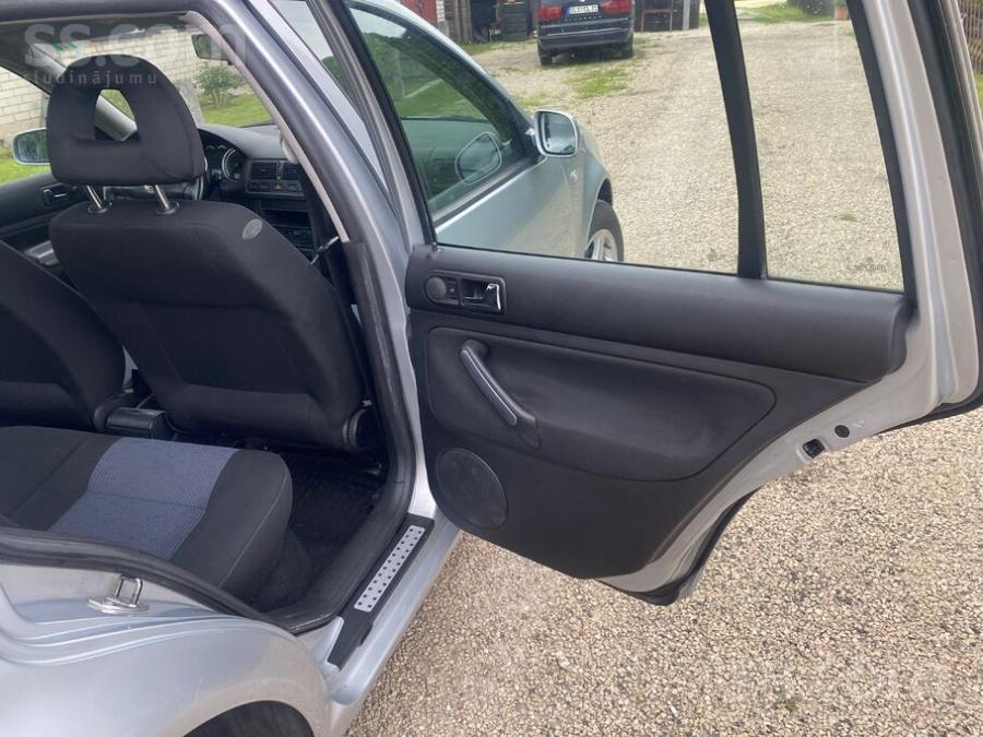 Pelēks Volkswagen Golf 2003 Ludza, ar dzinēja tilpumu 1.90 L un nobraukumu 0 tūkst. km par 2350 €, foto 17 vietnē AUTOMOTO.COM.LV