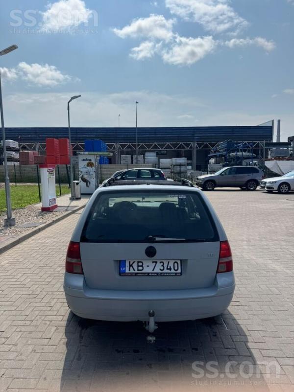 Grey Volkswagen Golf 2003 in Rezekne, with an engine capacity of 1.90 L and mileage of 360 thousand km for 750 €, photo 4 on AUTOMOTO.COM.LV