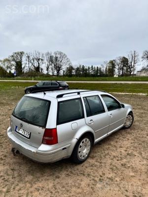 Grey Volkswagen Golf 2003 in Limbazi, with an engine capacity of 1.90 L and mileage of 356 thousand km for 1000 €, photo 5 on AUTOMOTO.COM.LV