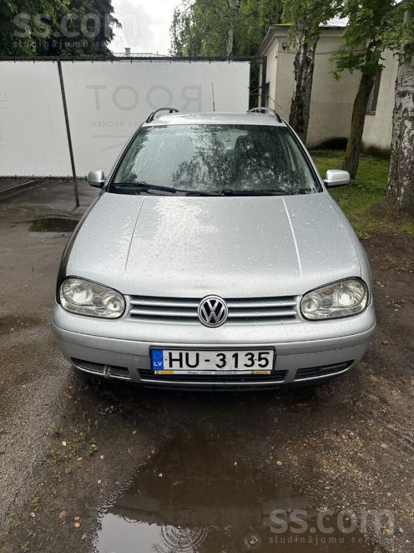 Pelēks Volkswagen Golf 2003 Rīga, ar dzinēja tilpumu 1.90 L un nobraukumu 337 tūkst. km par 1500 €, foto 3 vietnē AUTOMOTO.COM.LV