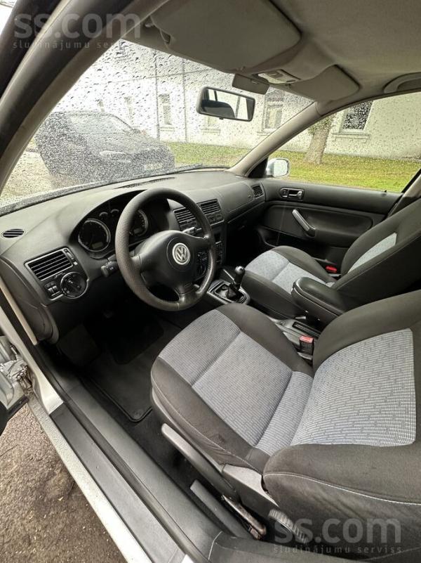 Pelēks Volkswagen Golf 2003 Rīga, ar dzinēja tilpumu 1.90 L un nobraukumu 337 tūkst. km par 1500 €, foto 7 vietnē AUTOMOTO.COM.LV