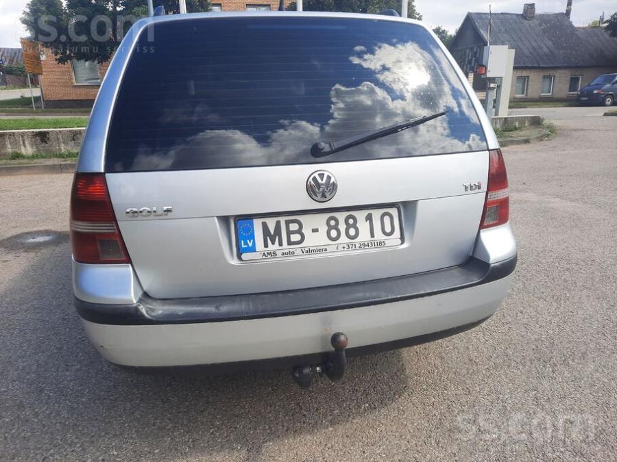 Pelēks Volkswagen Golf 2003 Daugavpils, ar dzinēja tilpumu 1.90 L un nobraukumu 356 tūkst. km par 1980 €, foto 5 vietnē AUTOMOTO.COM.LV
