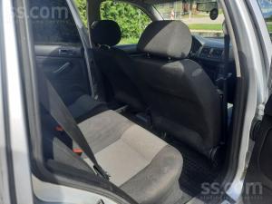 Pelēks Volkswagen Golf 2003 Daugavpils, ar dzinēja tilpumu 1.90 L un nobraukumu 356 tūkst. km par 1980 €, foto 7 vietnē AUTOMOTO.COM.LV