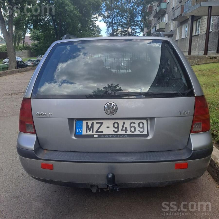 Pelēks Volkswagen Golf 2003 Daugavpils, ar dzinēja tilpumu 1.90 L un nobraukumu 433 tūkst. km par 1200 €, foto 6 vietnē AUTOMOTO.COM.LV