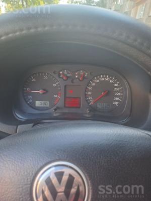 Pelēks Volkswagen Golf 2003 Daugavpils, ar dzinēja tilpumu 1.90 L un nobraukumu 433 tūkst. km par 1200 €, foto 12 vietnē AUTOMOTO.COM.LV