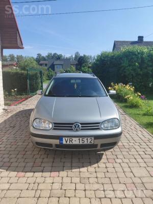 Pelēks Volkswagen Golf 2003 Rīga, ar dzinēja tilpumu 1.90 L un nobraukumu 402 tūkst. km par 750 €, foto  vietnē AUTOMOTO.COM.LV