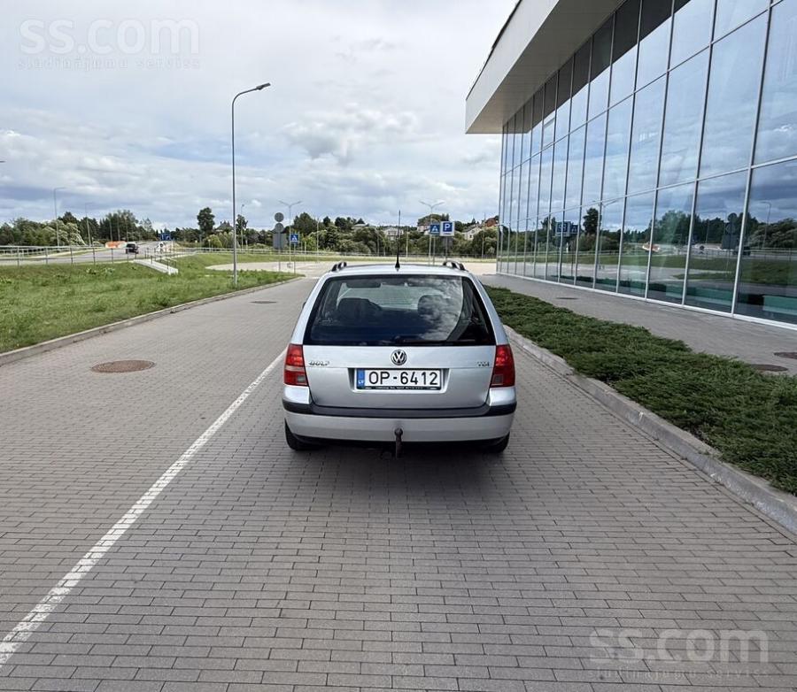 Grey Volkswagen Golf 2003 in Rezekne, with an engine capacity of 1.90 L and mileage of 289 thousand km for 2999 €, photo 6 on AUTOMOTO.COM.LV