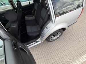 Grey Volkswagen Golf 2003 in Rezekne, with an engine capacity of 1.90 L and mileage of 289 thousand km for 2999 €, photo 13 on AUTOMOTO.COM.LV