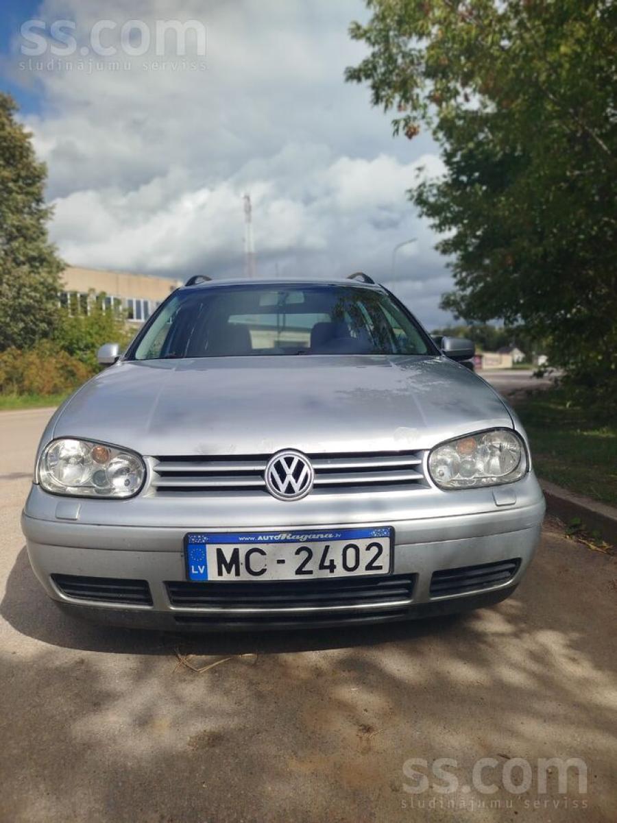 Pelēks Volkswagen Golf 2003 Rēzekne, ar dzinēja tilpumu 1.90 L un nobraukumu 329 tūkst. km par 1455 €, foto 1 vietnē AUTOMOTO.COM.LV