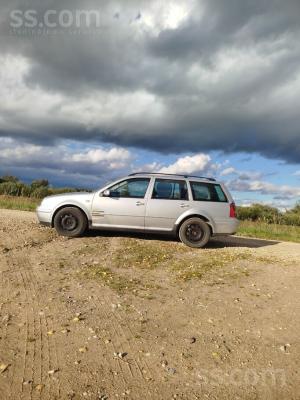 Pelēks Volkswagen Golf 2003 Rēzekne, ar dzinēja tilpumu 1.90 L un nobraukumu 329 tūkst. km par 1455 €, foto 5 vietnē AUTOMOTO.COM.LV