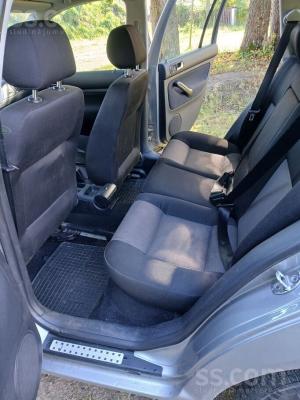 Pelēks Volkswagen Golf 2003 Jūrmala, ar dzinēja tilpumu 1.60 L un nobraukumu 311 tūkst. km par 1800 €, foto 9 vietnē AUTOMOTO.COM.LV