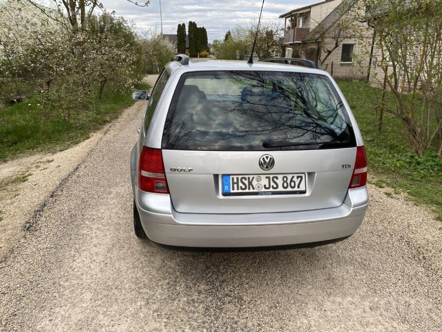 Grey Volkswagen Golf 2004 in Ludza, with an engine capacity of 1.90 L and mileage of 0 thousand km for 2350 €, photo 5 on AUTOMOTO.COM.LV